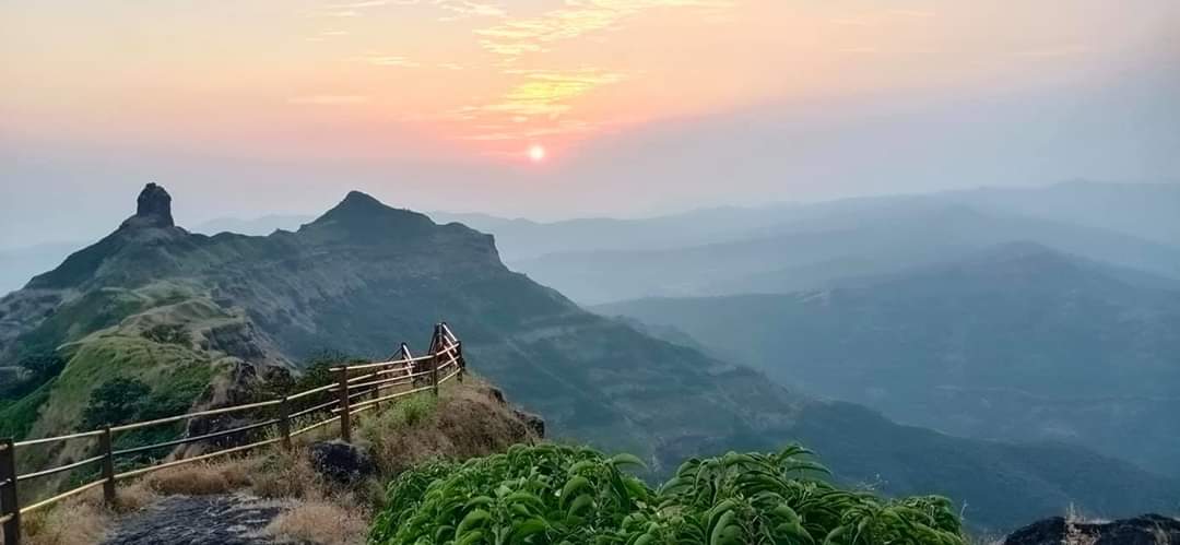 Why Torna Fort Trek is Every Adventure Seeker’s Dream Trail – bmt